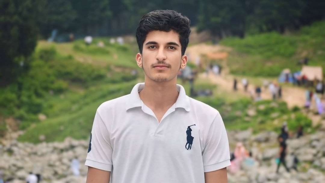 Amanat Farooq: Triumph from Palapora Khag Budgam - Cracking NEET 2024 ...